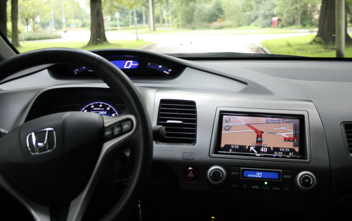 Sony XNV-L77BT TomTom autoradio review - Hardware Info